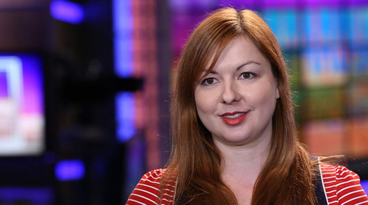 Pam Mueller: ""Working on Capitol Hill "" | J!Buzz | Jeopardy.com