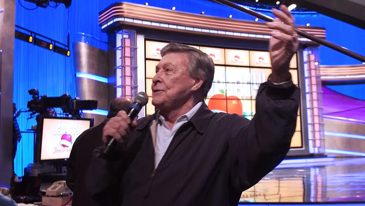 Johnny Gilbert's Guinness World Records™ Title | J!Buzz | Jeopardy.com